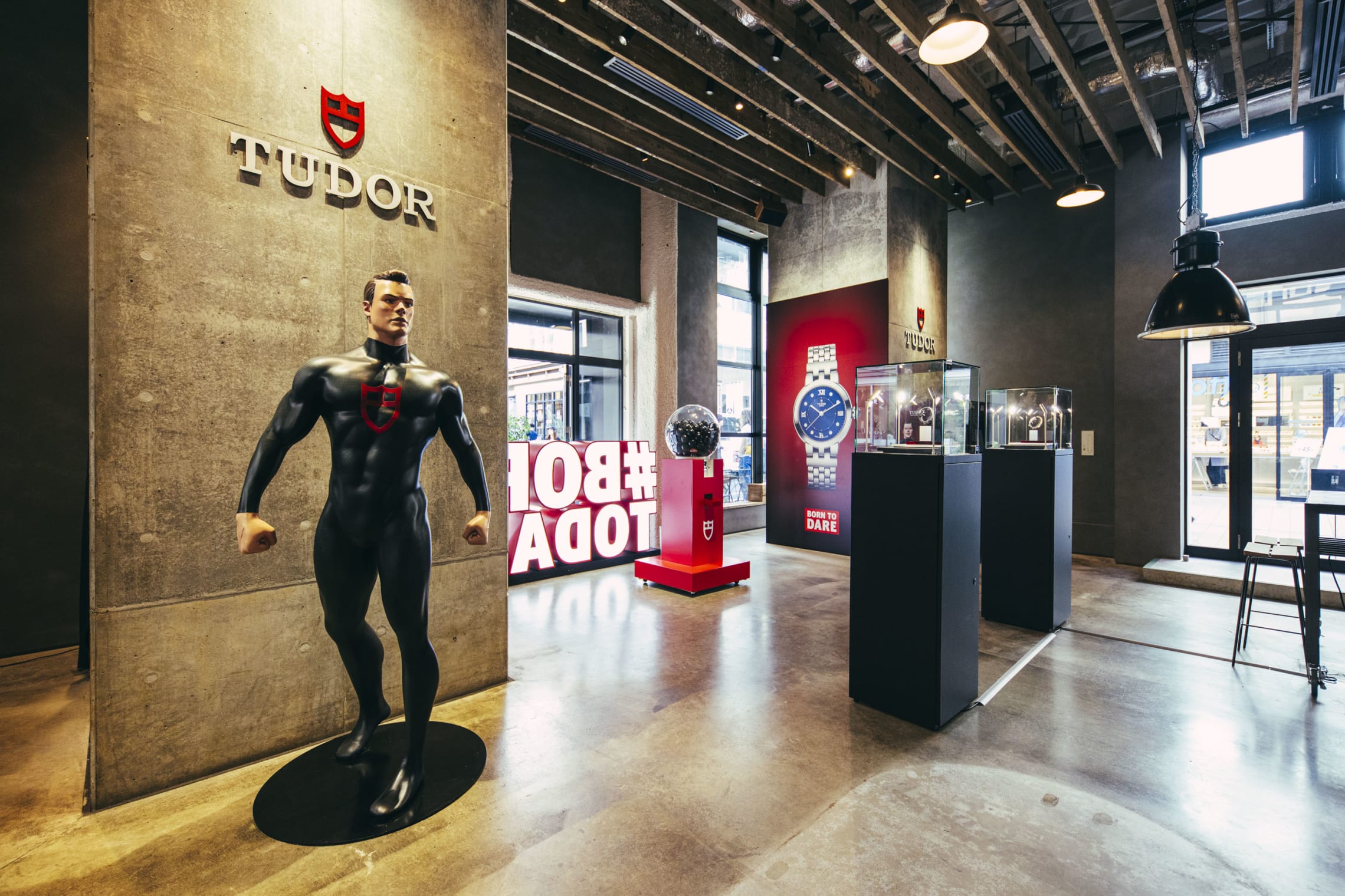 New TUDOR Pop-Up Showroom Brings the Daring Vibes to Tokyo